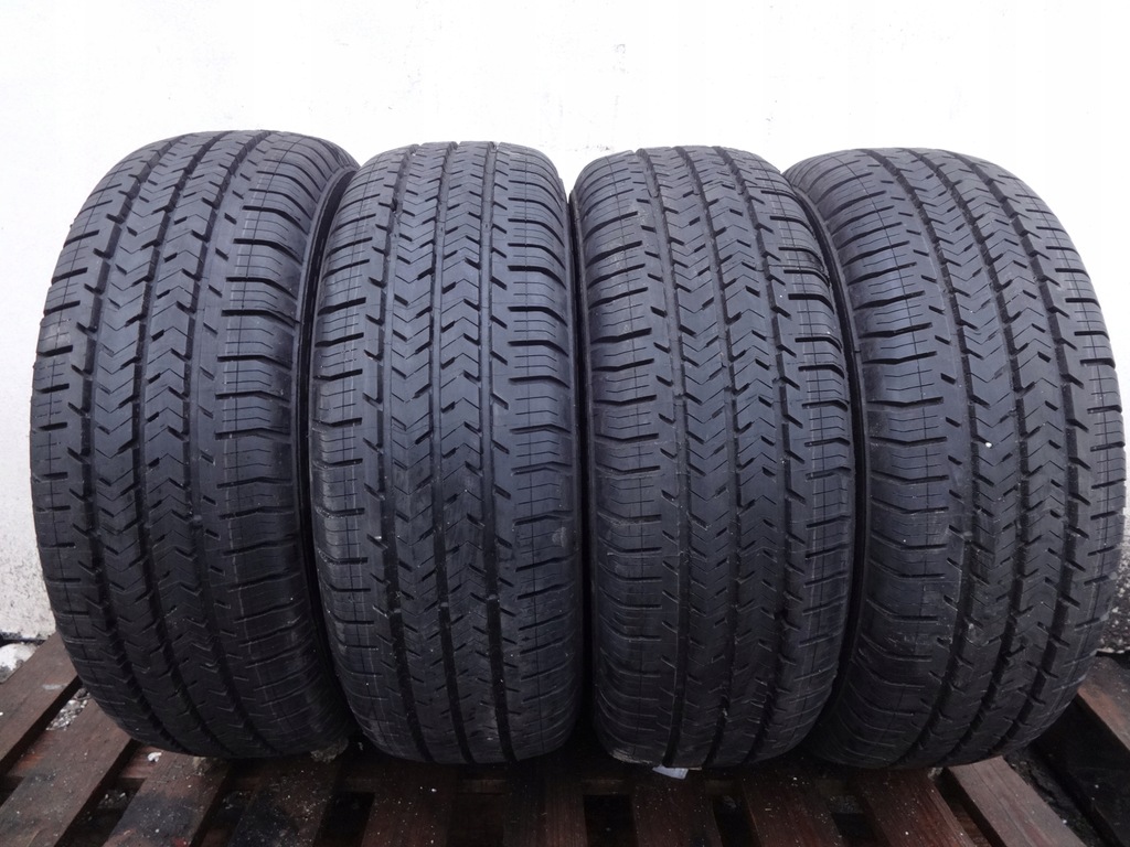 NOWE OPONY LETNIE MICHELIN 215/65R15C 215 65 15C - 7749950210 - oficjalne archiwum Allegro