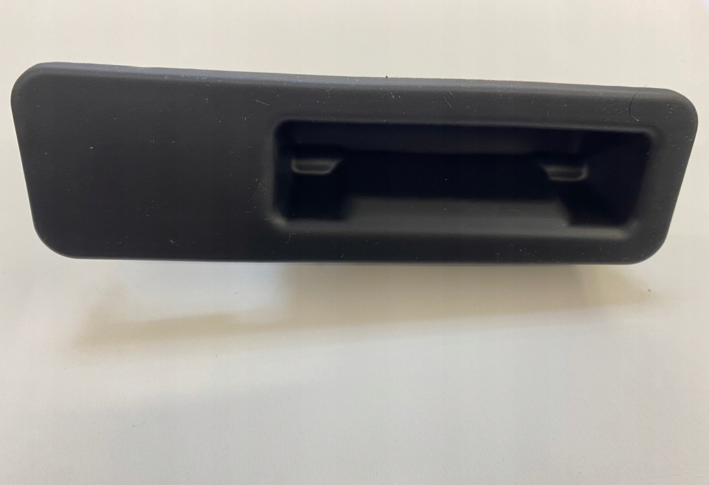 Przycisk tylnej klapy BMW F97 G01 G20 G21 - 14067307456 - oficjalne ...