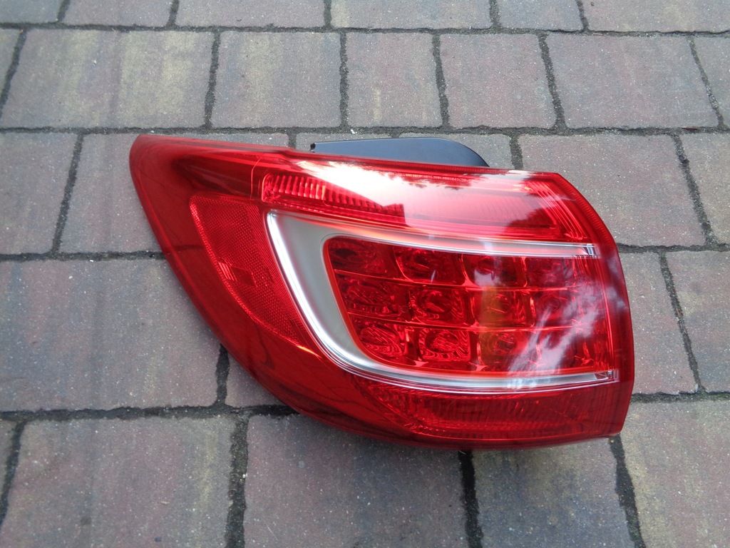 LAMPA LEWY TYL KIA SPORTAGE III - 11830564709 - oficjalne archiwum Allegro