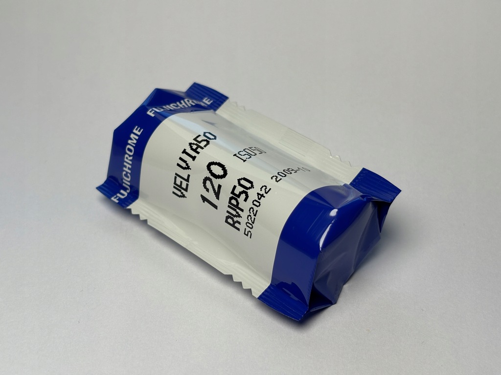 Fujifilm Fujichrome Velvia 50 RVP 50 120 - 14914213316 - oficjalne ...