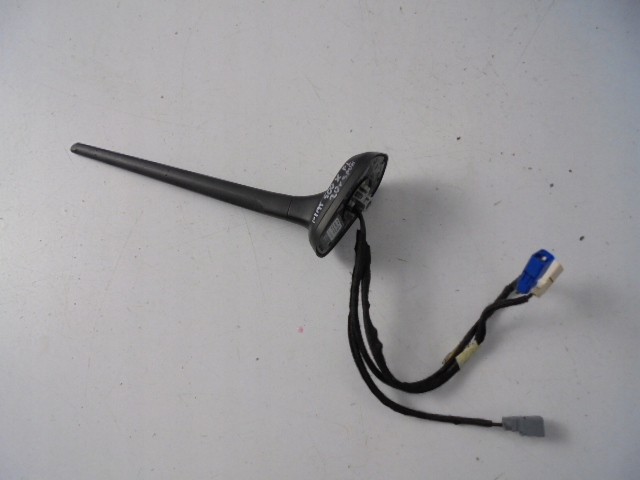 ANTENA DACHOWA FIAT 500X LIFT 20R - 13933944641 - oficjalne archiwum ...