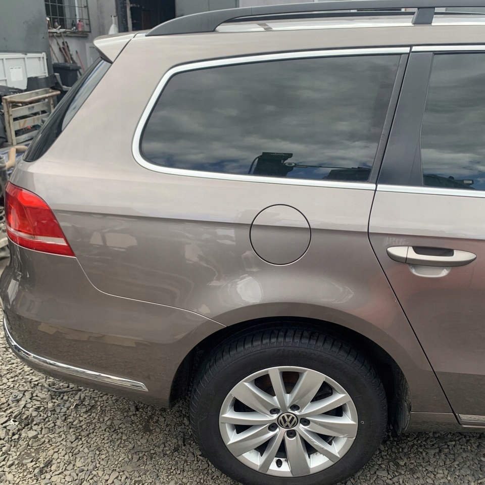 Błotnik prawy tył ćwiartka VW PASSAT B7 3A KOMBI - 13866535055 ...