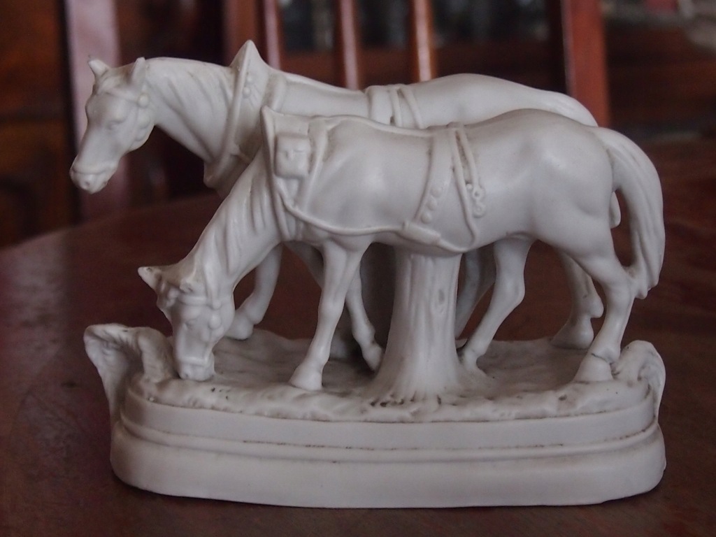 Para koni, biskwit - stara porcelana - 12680905417 - oficjalne archiwum ...