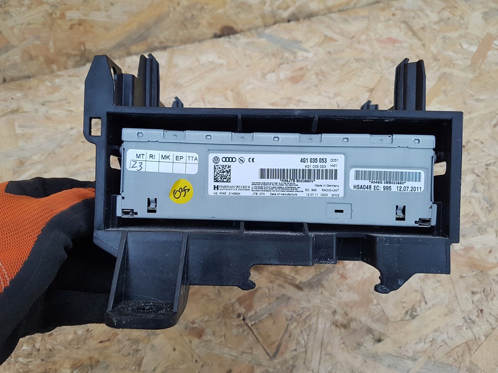 AUDI A4 B8 TUNER RADIOWY 4G1 035 053 - 8837400551 - oficjalne archiwum Allegro