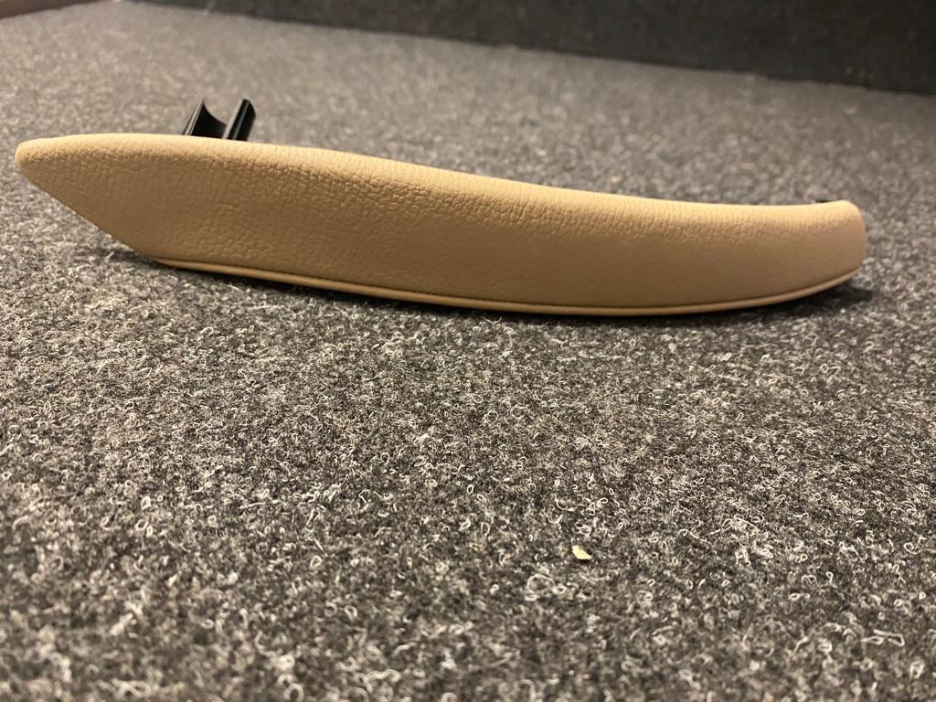 Osłona uchwytu drzwi prawa BMW X5 E70 beżowa - 13129473484 - oficjalne ...