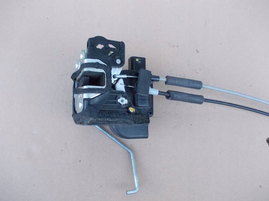 Zamek drzwi prawy przód Kia Picanto II 2 Europa 4 Pin - 14446180815 - oficjalne archiwum Allegro