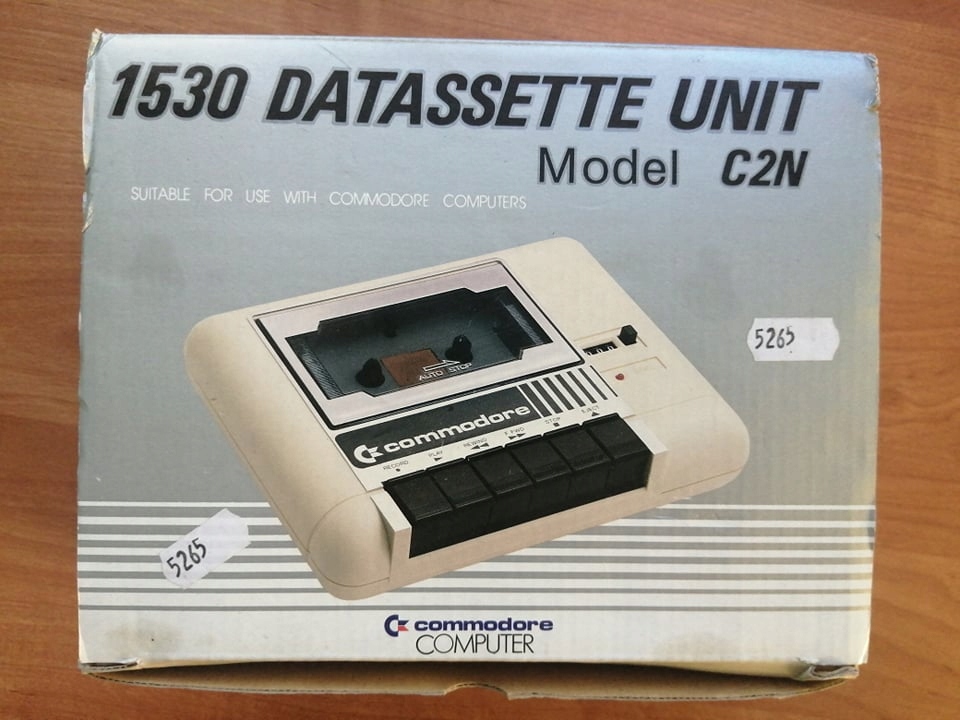 Commodore 1530 DATASSETTE C2N MAGNETOFON - 11670583713 - oficjalne ...