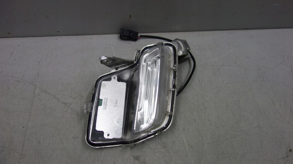 VOLVO XC60 LIFT HALOGEN LED DZIENNY 31353288 PRAWY - 9149244954 ...