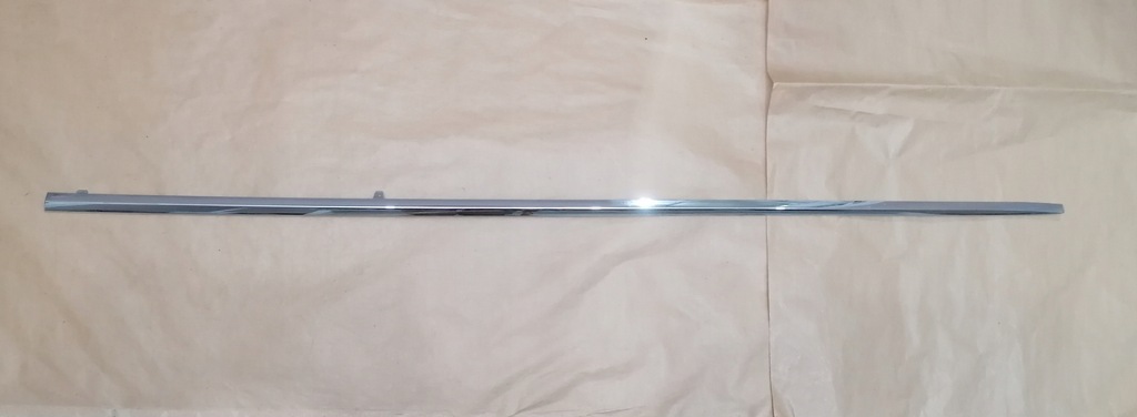 Listwa Ozdobna Progowa Prawa Mercedes C-Klasa W205 - 12647024504 ...