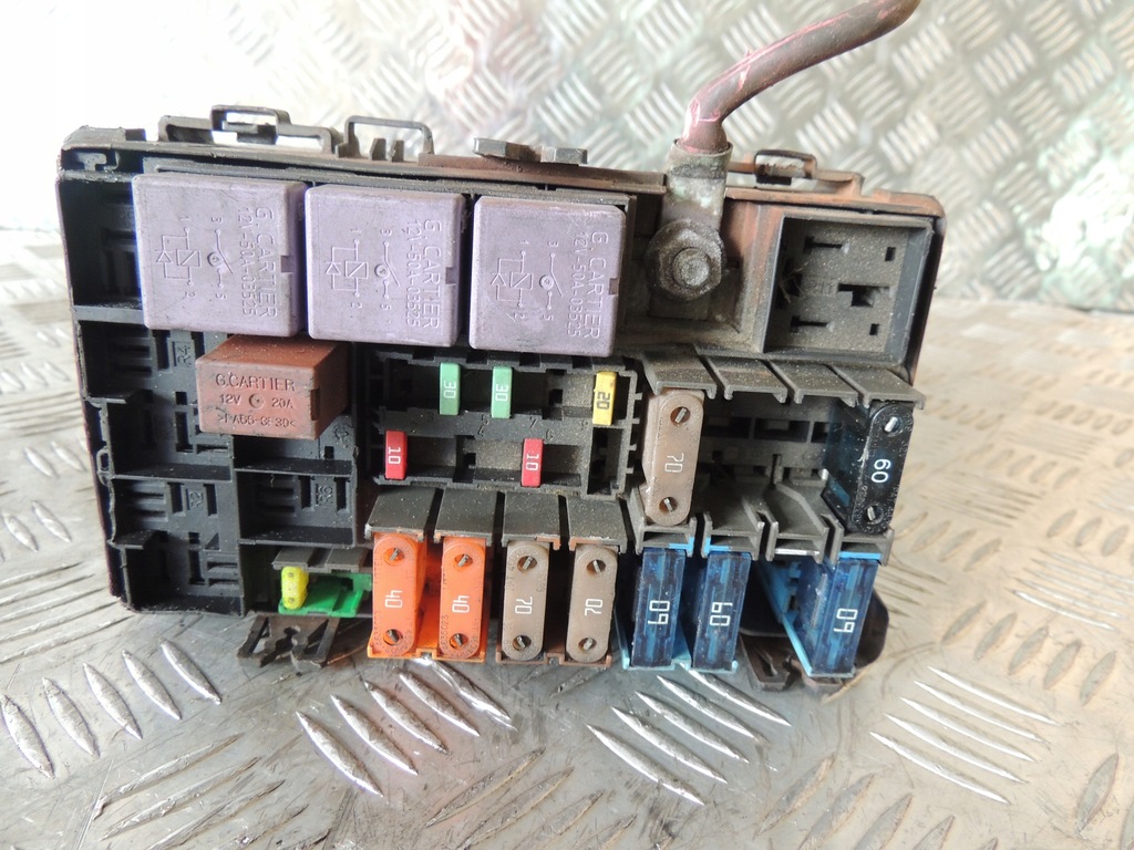 ESPACE IV SKRZYNKA BEZPIECZNIKÓW 8200525478 - 9237845193 - oficjalne ...