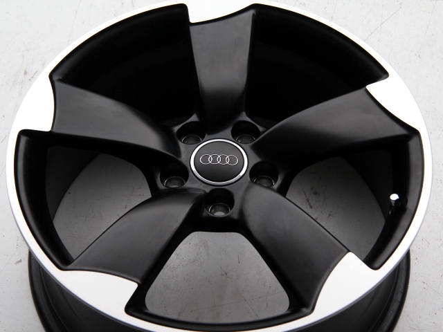 ORYGINAŁ AUDI A3 S3 18 CALI 8V0601025AH A18.7 - 5431093290 - oficjalne ...