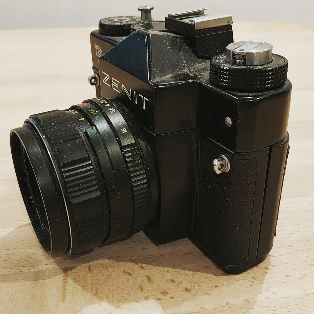Aparat ZENIT 12XP z obiektywem HELIOS 44M-4 - 7794169580 - oficjalne ...