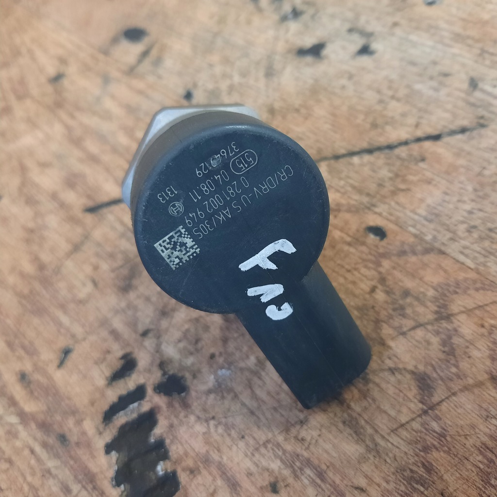 BMW E90 E91 F10 CZUJNIK PALIWA zawór 0281002949 - 13269059566 ...