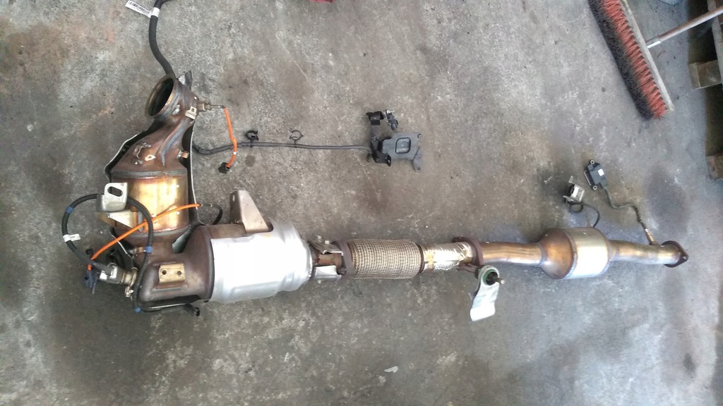 Katalizator tłumik kompletny z sądami RANGER 20r - 11275320491 ...