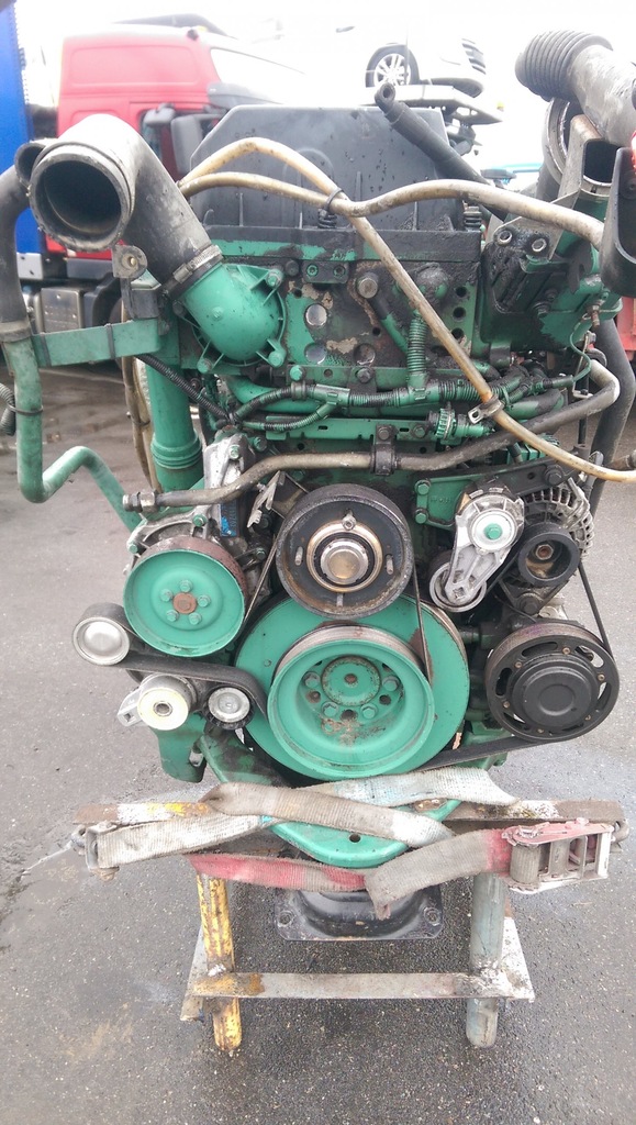 SILNIK VOLVO FH13 D13A - 6557763073 - oficjalne archiwum Allegro