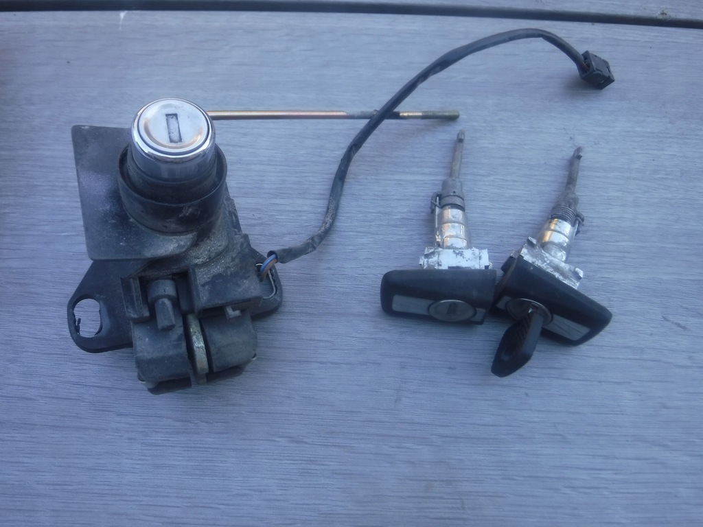 MERCEDES W124 ZAMEK KLUCZYK bagaznika DRZWI sedan - 12290526659 - oficjalne archiwum Allegro