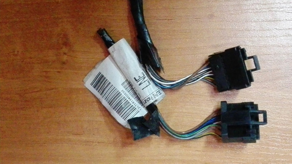 Wtyczka tylnej lampy Vectra C, Signum - 12532853750 - oficjalne archiwum Allegro