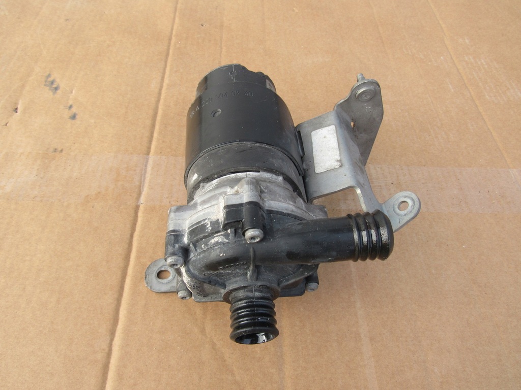 MERCEDES S W221 POMPA POMKA WODY A0005000386 - 13724376735 - oficjalne ...