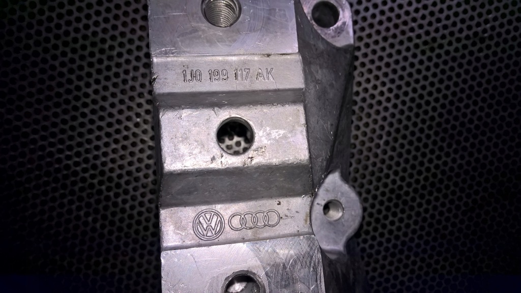 ŁAPA SKRZYNI BIEGÓW VW GOLF IV AUDI TT 1J0199117AK - 8772157975 ...