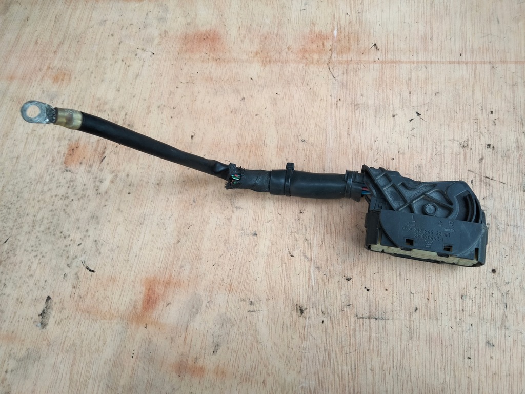 KOSTKA WTYCZKA POMPY ABS MERCEDES - 12839639006 - oficjalne archiwum ...