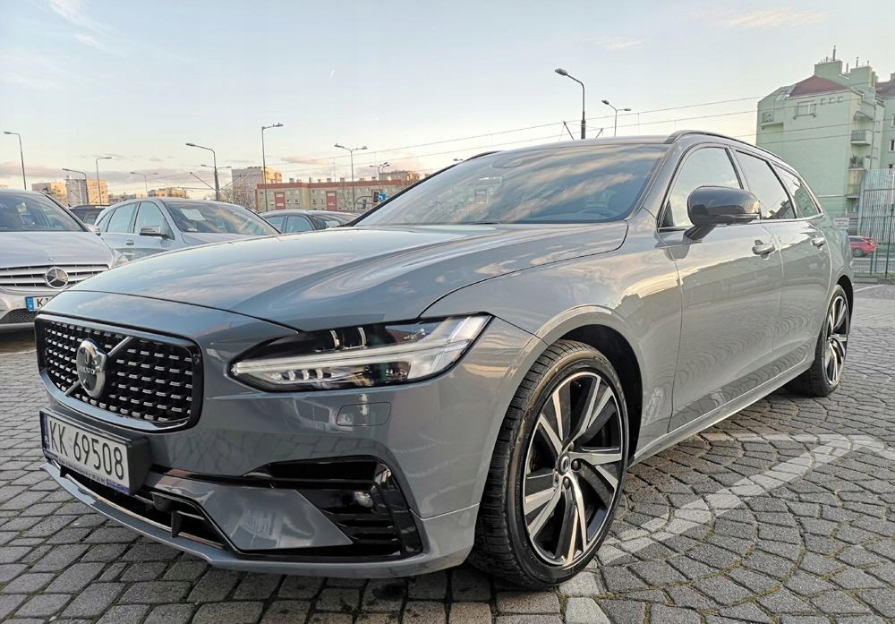 Volvo V90 B5 MildHybrid 250KM R-Design Bogata ... - 13154350354 - oficjalne archiwum Allegro