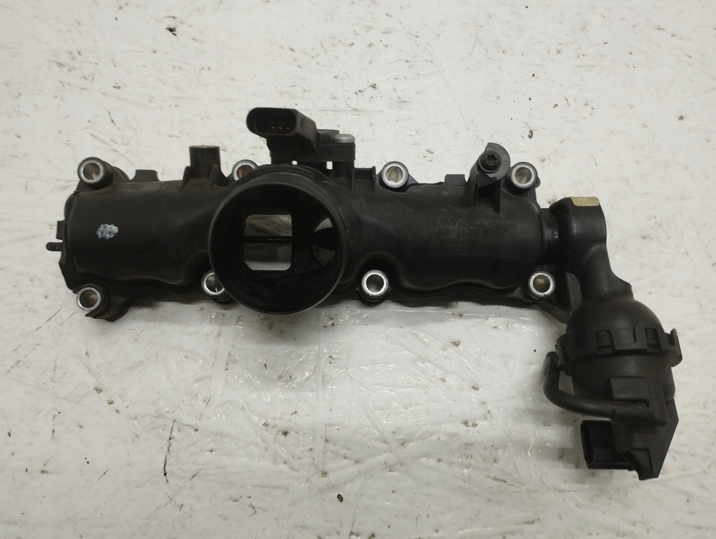 AUDI VW SKODA KOLEKTOR SSĄCY 04B129709B - 13126298657 - oficjalne ...