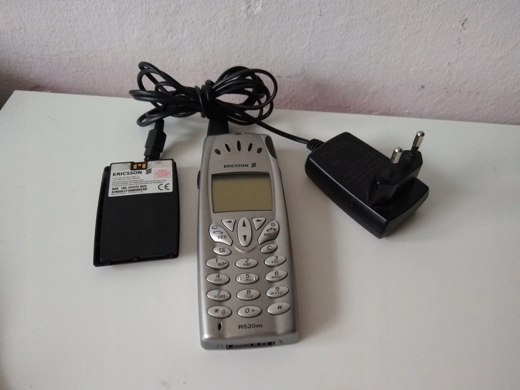 Stary Telefon Ericsson R520m działa! - 9261557787 - oficjalne archiwum ...
