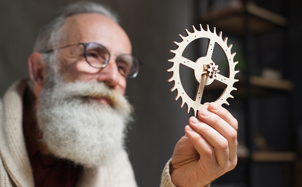 Купить Механические настенные часы-пазл AERO UGEARS 3D!: отзывы, фото и характеристики на Aredi ...