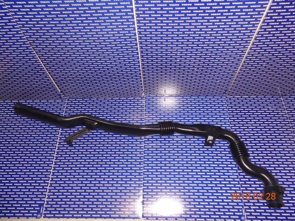 Rura przewód odmy odma do Volvo FH 21169404 - 8956896898 - oficjalne ...