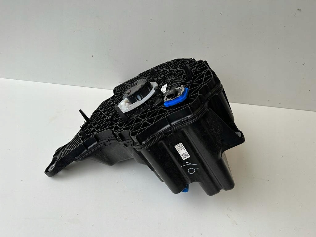 AUDI A4 B9 8W ZBIORNIK ADBLUE 8W0131969 N ORYGINAŁ - 13579909795 ...