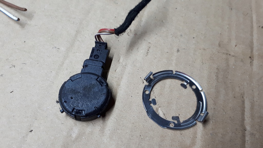 A4 B8 CZUJNIK SENSOR DESZCZU 8K0955559 A5 Q5 A6 - 13528955912 ...