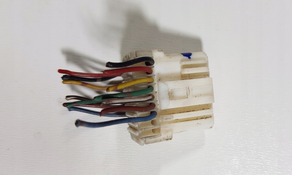 KOSTKA WTYCZKA WTYK LAMPY TYLNEJ CITROEN C1 - 10797428268 - oficjalne archiwum Allegro