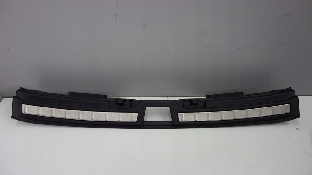 VOLVO XC40 SPOILER KLAPY BAGAZNIKA 31440884 - 12099792363 - oficjalne ...