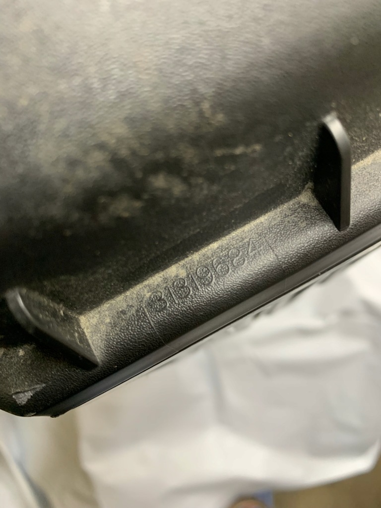 OBUDOWA FILTRA POWIETRZA VOLVO V70 XC60 31319684 - 12274419709 ...