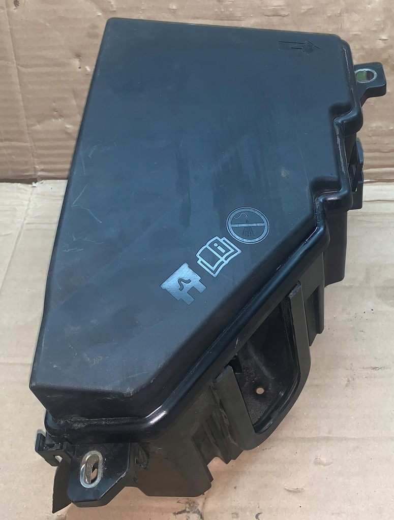 VOLVO XC90 II S90 SKRZYNKA OBUDOWA BEZPIECZNIKÓW - 11324263926 ...