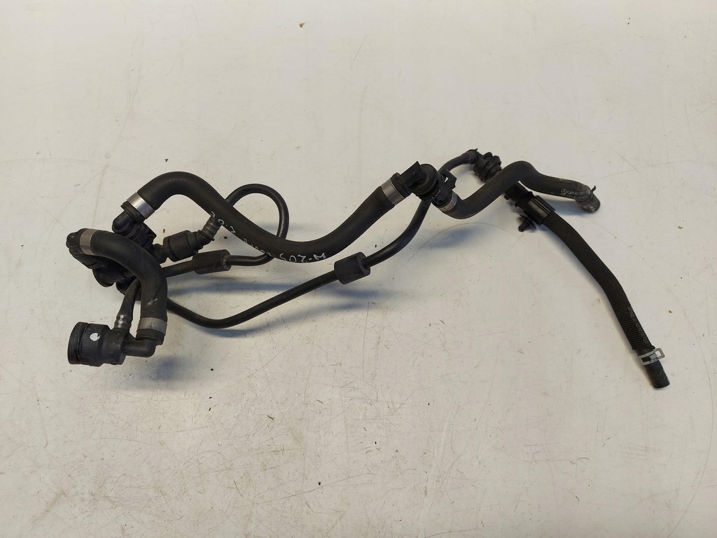 MERCEDES W205 COUPE wąż przewód rurka wody cgi - 13527764618 ...