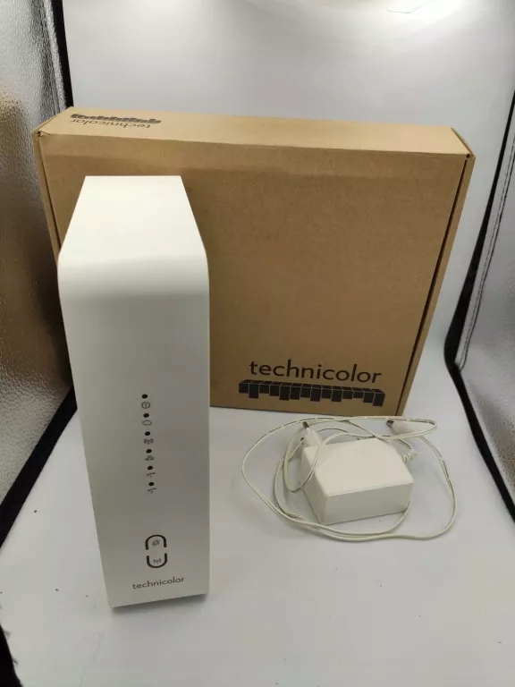 ROUTER PRZEWODOWY TECHNICOLOR CGA2121 - 12694984239 - oficjalne ...