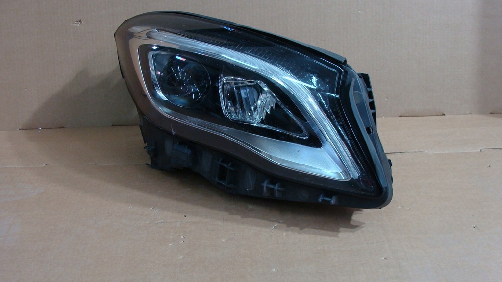 LAMPA PRAWA LED MERCEDES GLA X156 LIFT A1569067000 - 12331456184 - oficjalne archiwum Allegro