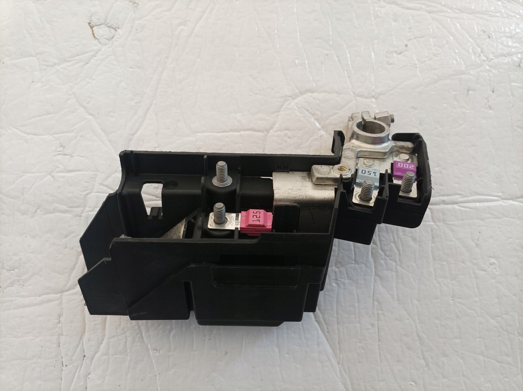 AUDI A4 B9 KLEMA PLUSOWA 8W0915459 - 13359901571 - oficjalne archiwum ...