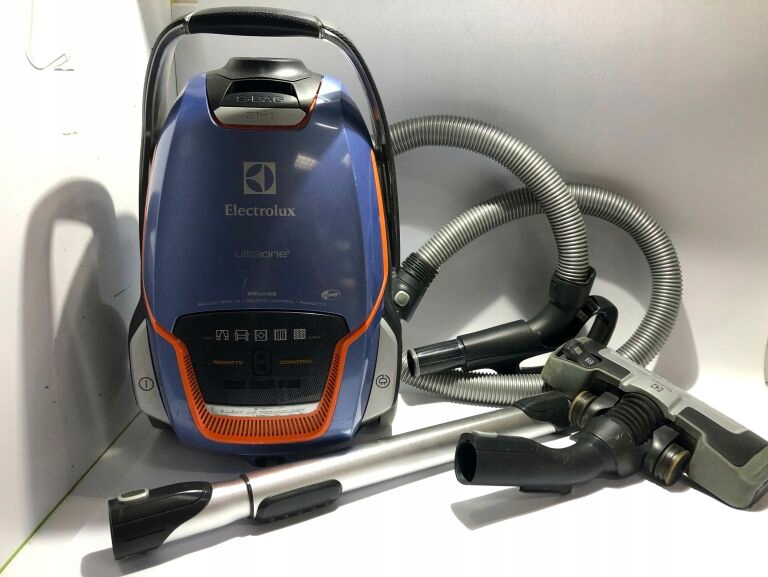 ODKURZACZ ELECTROLUX ULTRAONE DELUXE 2200W - 11617181420 - oficjalne ...