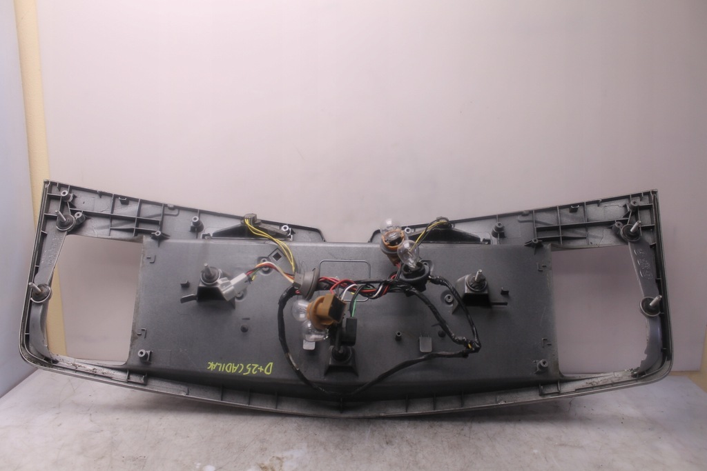 BLENDA LISTWA KLAPY BAGAŻNIKA CADILLAC CTS 02- 67U - 12114134073 ...