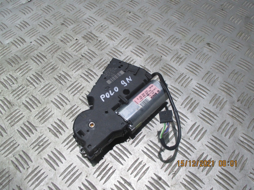 SILNICZEK SZYBERDACHU VW POLO 9N 6N0959591B - 11636770055 - oficjalne ...