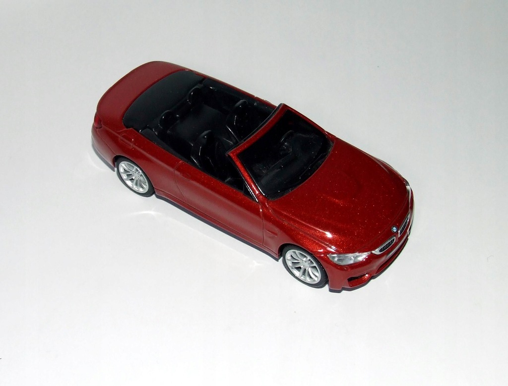 BMW Shell model - M4 Cabrio - 13205705199 - oficjalne archiwum Allegro