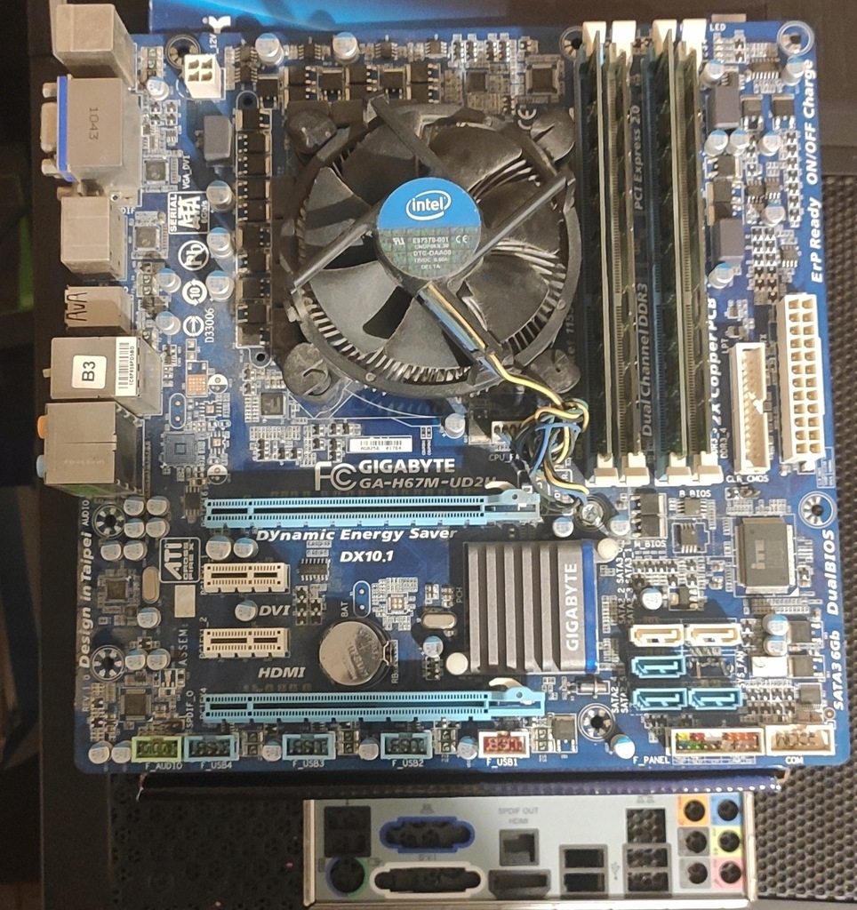 Płyta główna GA-H67M-UD2H-B3 + i5 2400 + 8GB RAM - 11511227096 ...