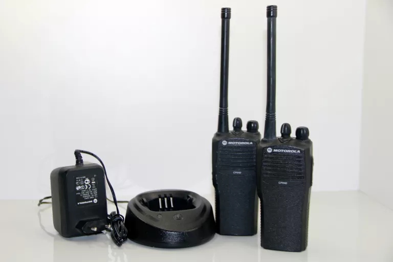 RADIOTELEFON MOTOROLLA CP040 X2 +ŁADOWARKA - 13366108198 - oficjalne ...