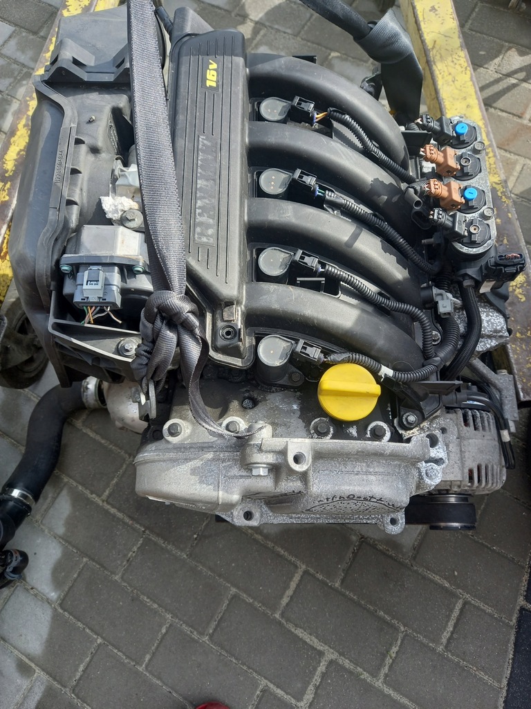 SILNIK DACIA 1,6B K4M H642 KOMPLETNY - 14696148457 - oficjalne archiwum Allegro