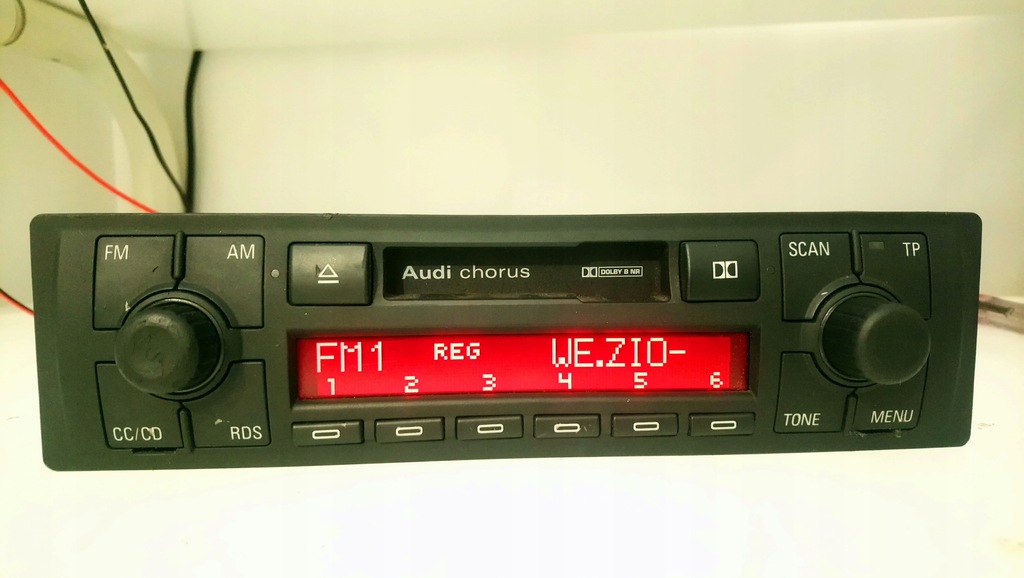 RADIO AUDI CHORUS II A2 8z0 A4 B5 A3 8l 22 CM KOD - 12176828023 - oficjalne archiwum Allegro