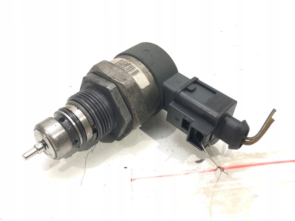 REGULATOR CIŚNIENIA PALIWA AUDI A6 C6 057130764H - 13676433184 ...
