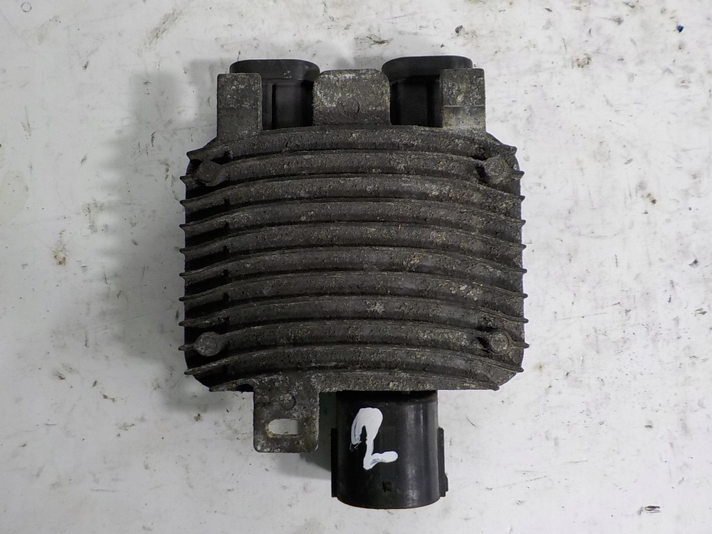 VOLVO MODUŁ STEROWNIK WENTYLATORÓW 940004000 - 14519863415 - oficjalne ...