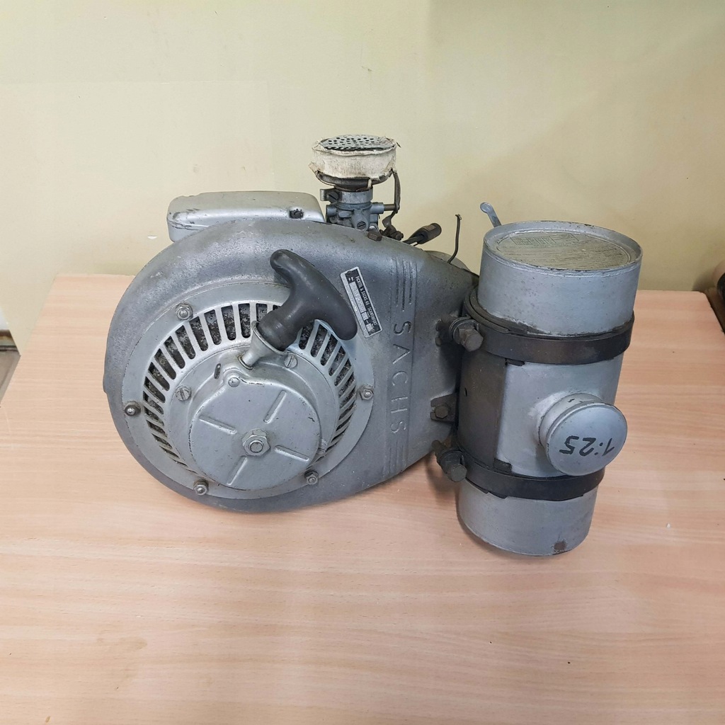 Купить Одноцилиндровый двигатель Fichtel Sachs Stamo 100.: отзывы, фото ...